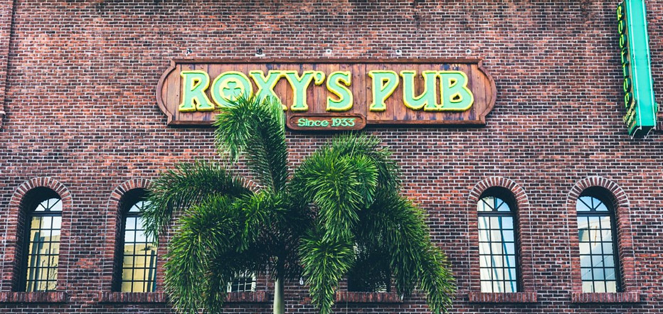 Home | Roxy S Pub